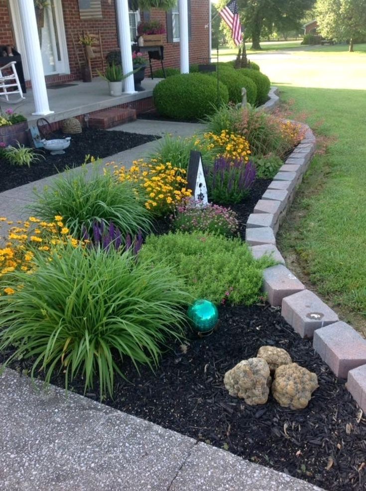 9 super low maintenance but stunning flower bed designs for the front ...