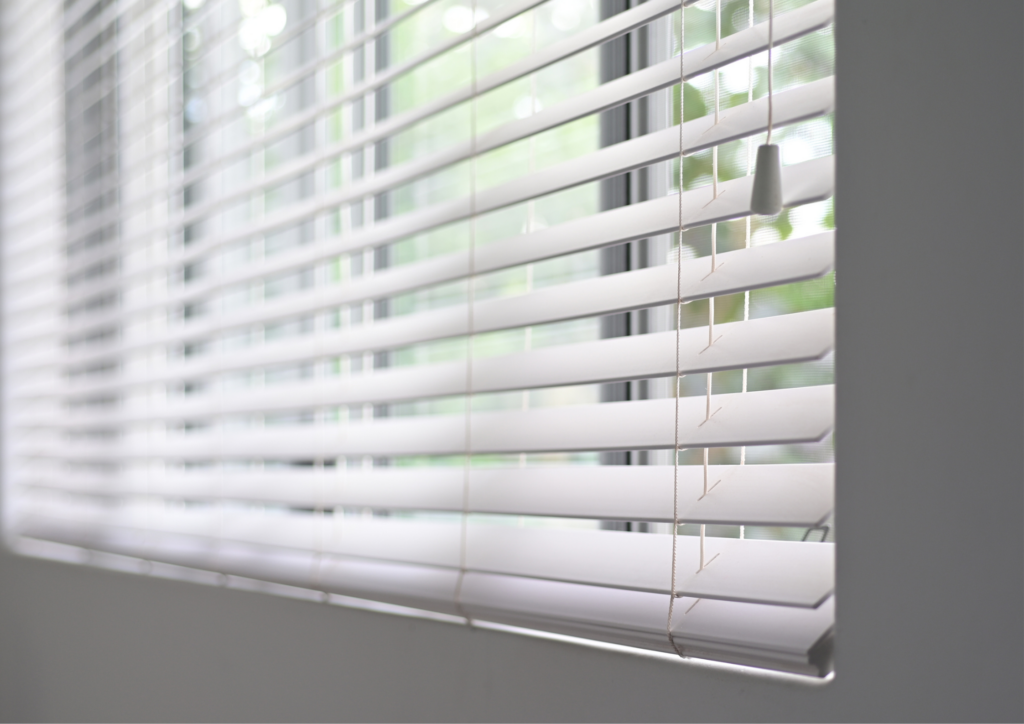 Here's a simple trick to clean window blinds with minimal effort
