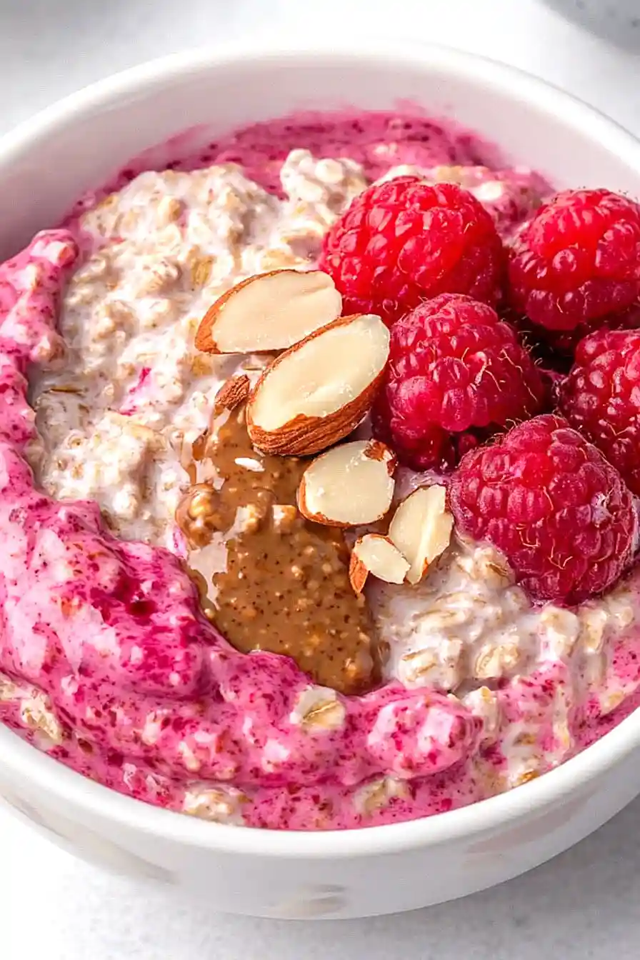 Maple Raspberry Overnight Oats