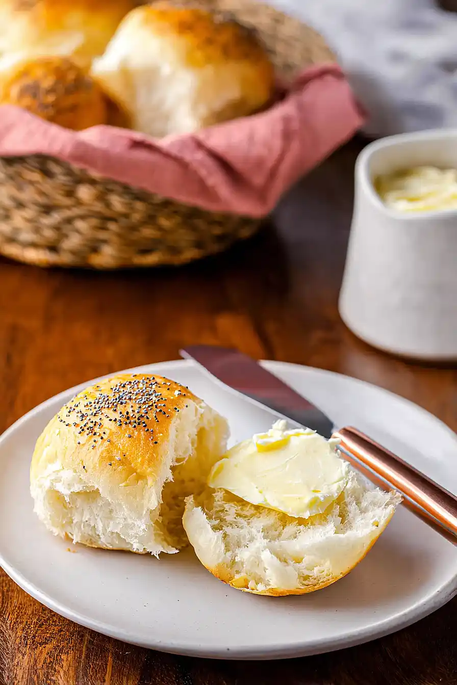 Golden 3-Ingredient Dinner Rolls
