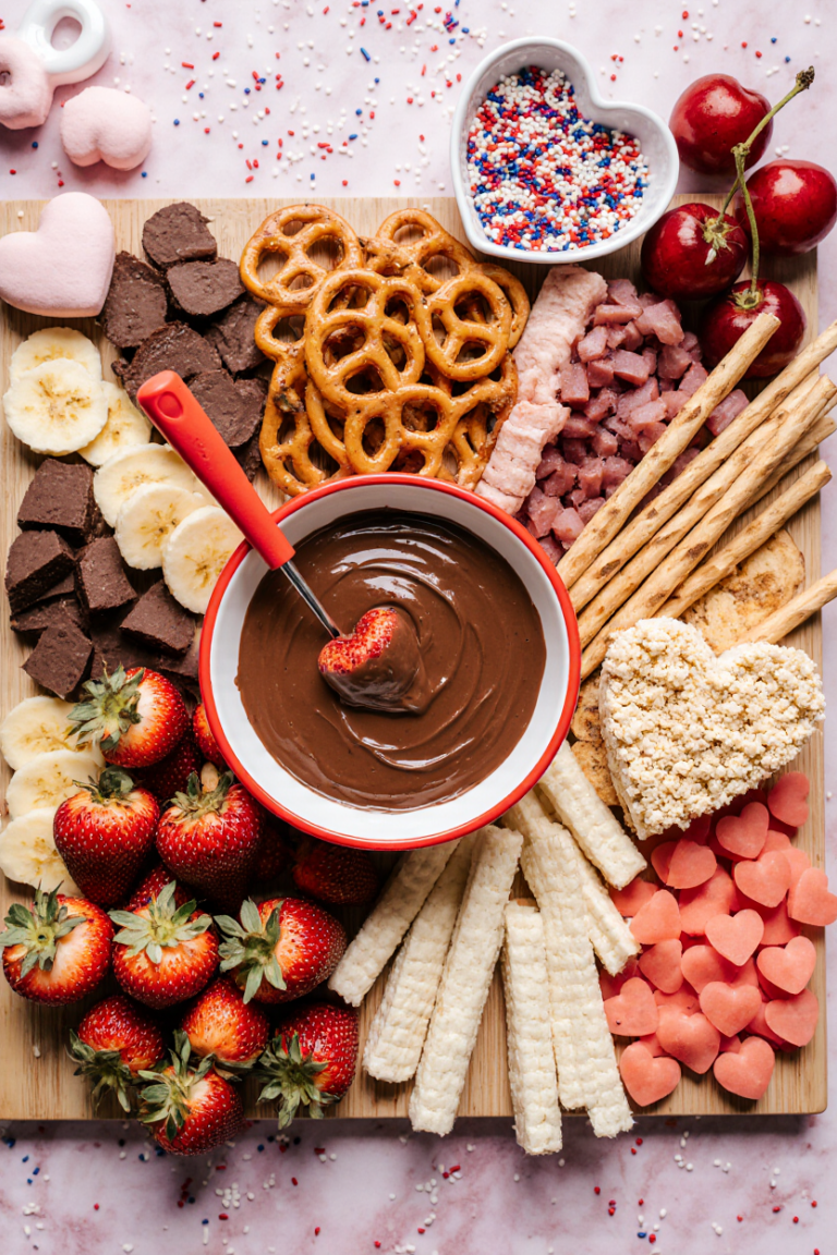 8 Romantic Valentine's Day Charcuterie Board Ideas